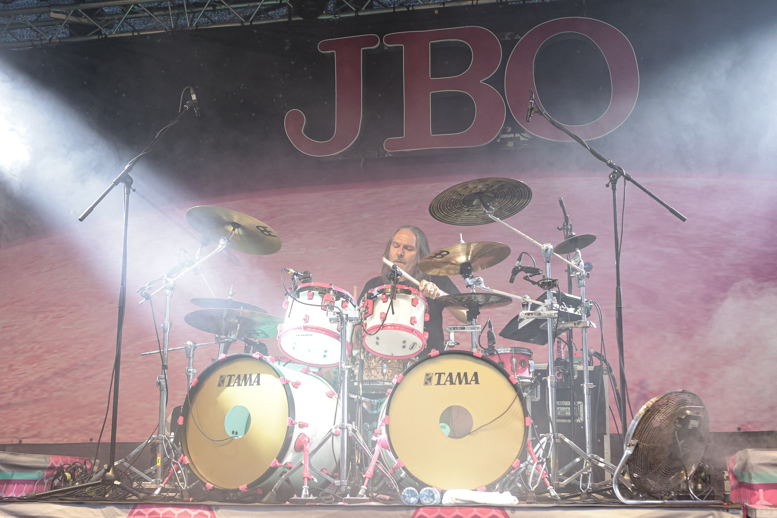 J.B.O. (@jbo@jbo.social) - jbo.social